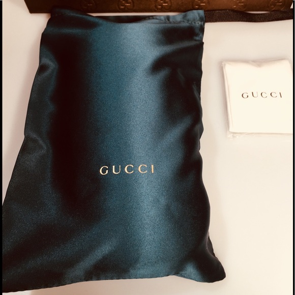 Gucci Accessories Brand New Authentic Gucci Velvet Sunglass Case Poshmark